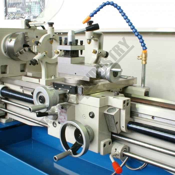 L240D - AL-1000C Centre Lathe | t4i.co.nz